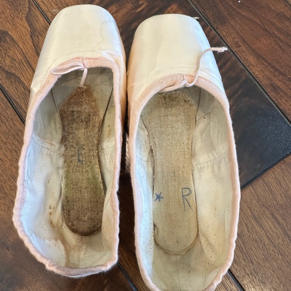 Freed Of London | Shoes | Worn Old Ballet Pointe Shoes Smelly | Poshmark